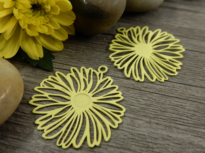 Kukkariipus, 25x26mm, keltainen, 1kpl – Korunosia.fi