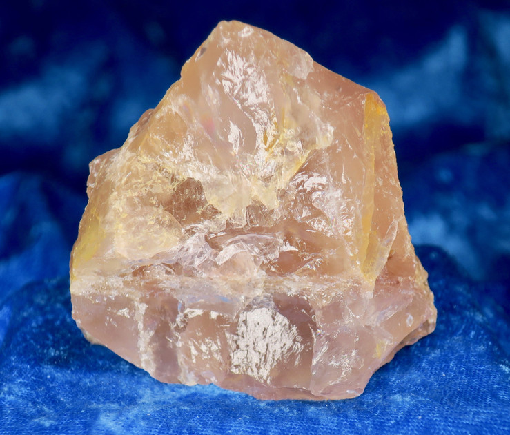 Ruusukvartsi raaka – Kivikauppa Qii