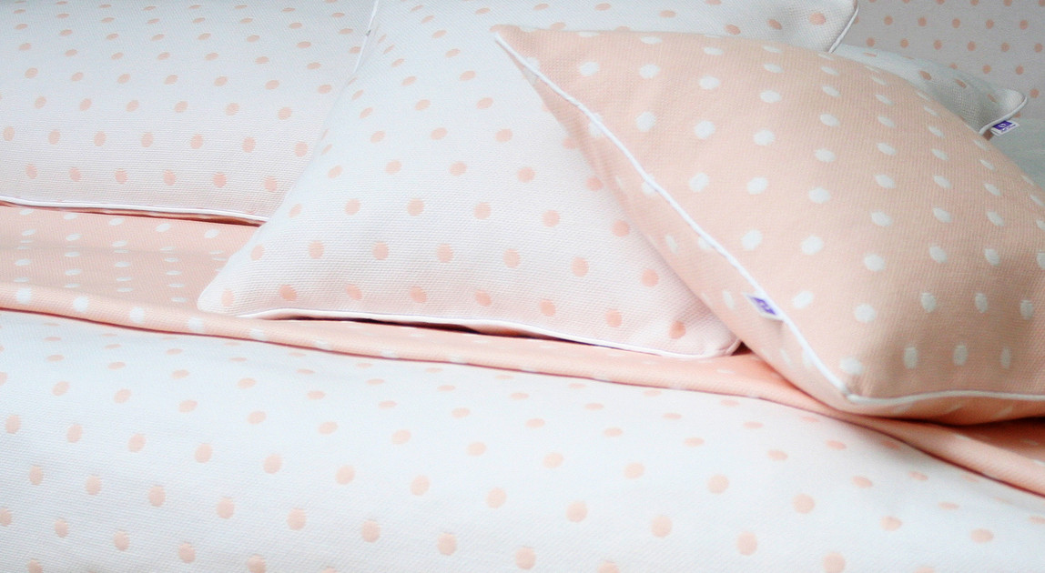 Huppuhelmalakana | Moonika – Full Moon