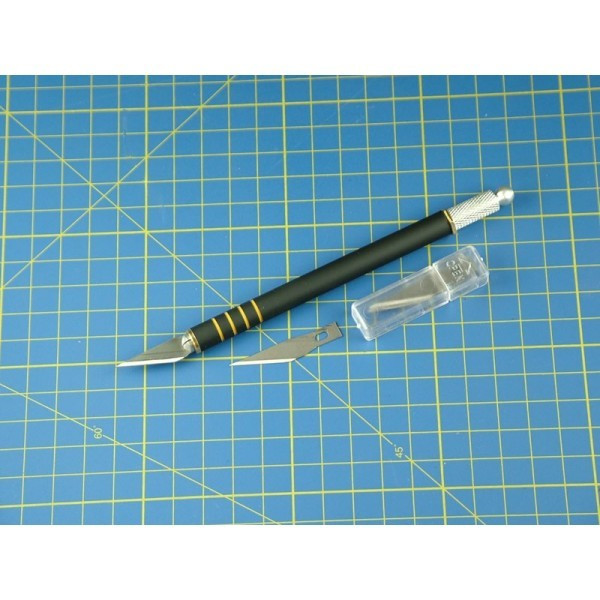 Soft-Grip Hobby/Craft Knife + (5) #11 Blades