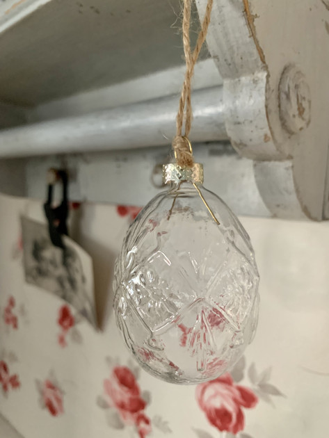 Pääsiäismuna kirkasta lasia, lasimuna, Chic Antique - Patinaputiikki