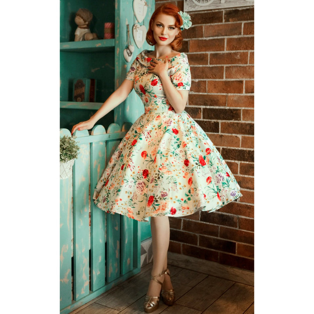 Darlene Green Floral Swing Dress, kellomekko - Vinputiikki Oy Verkkokauppa