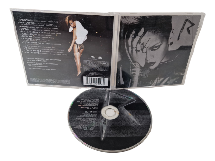 Cd Levy Rihanna Rated R Salamakauppa