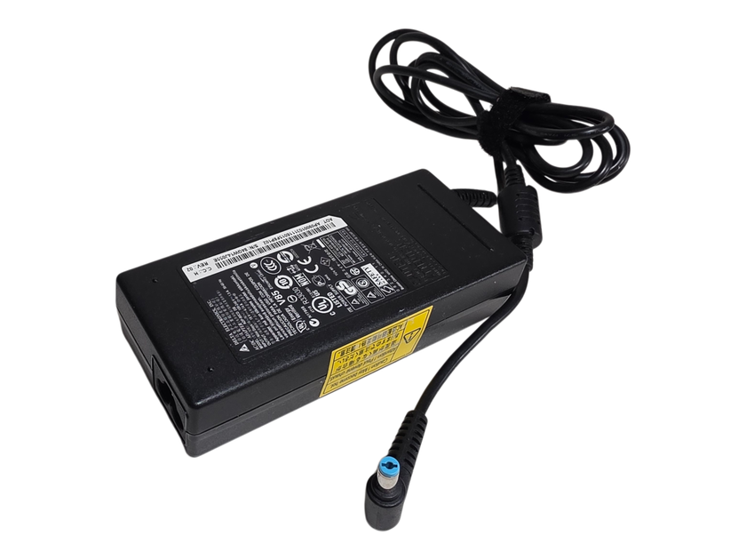Laturi 90W Ø 5,5mm (Delta ADP-90CD DB) – Salamakauppa
